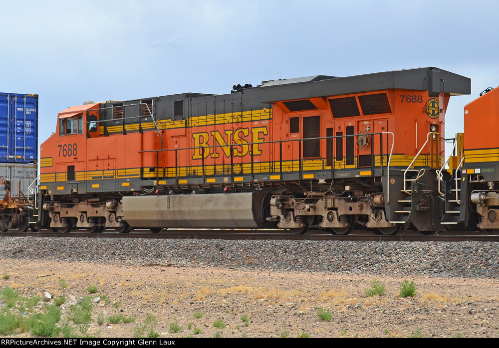 BNSF 7688